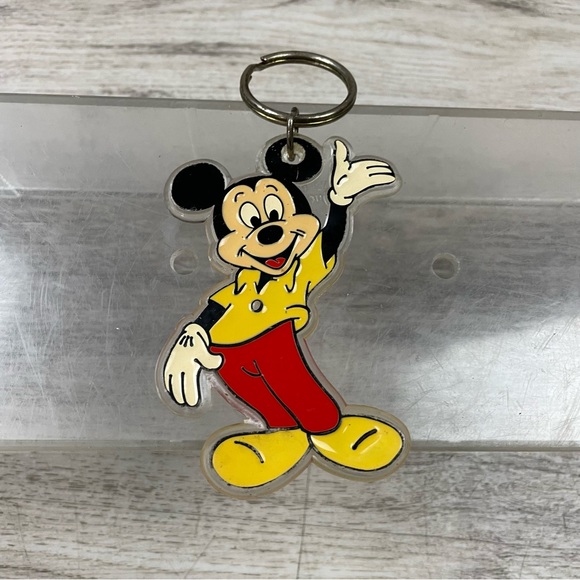 Disney | Accessories | Vintage 7s Disneyland Mickey Mouse Hello Metal ...